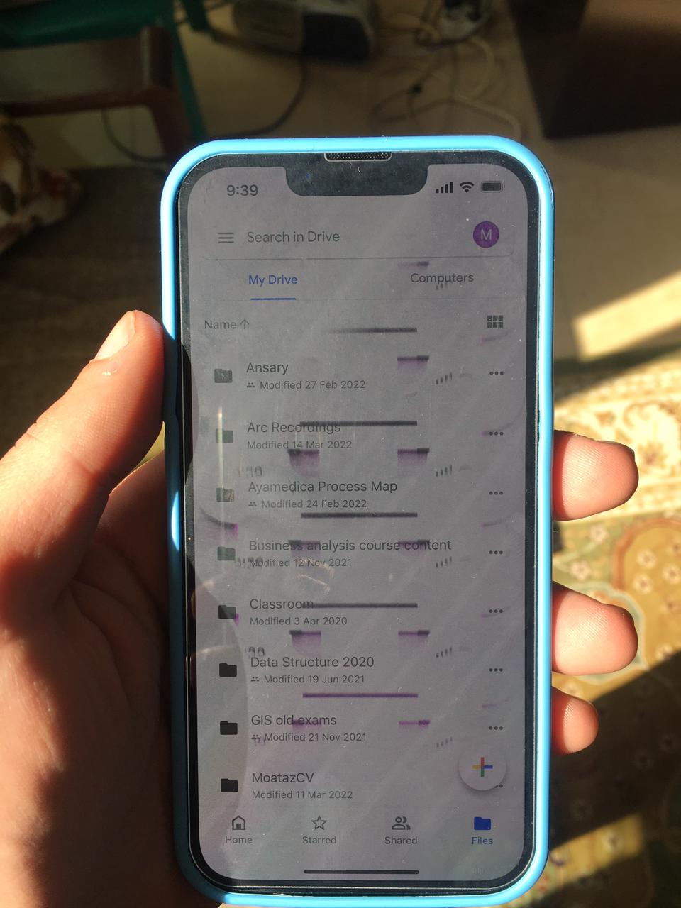 Screen burn iPhone 13 - Apple Community