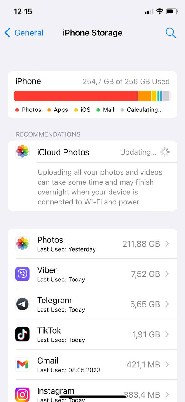iPhone memory won't free up after uploadi… - Apple Community