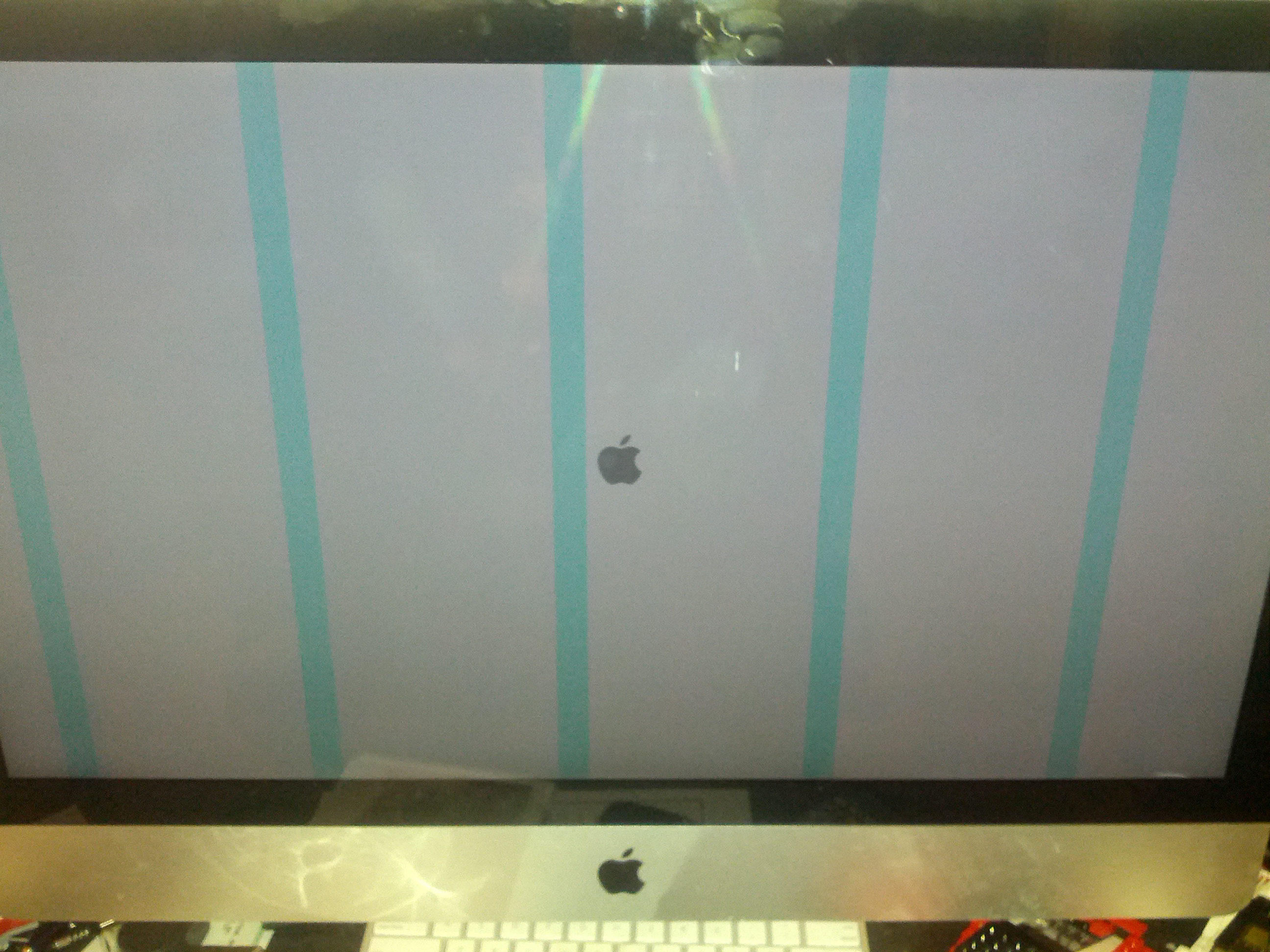 Screen with blue lines - Apple Community