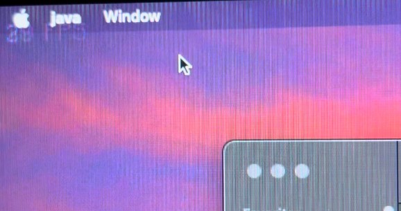 My external monitor bugs out and displays… - Apple Community