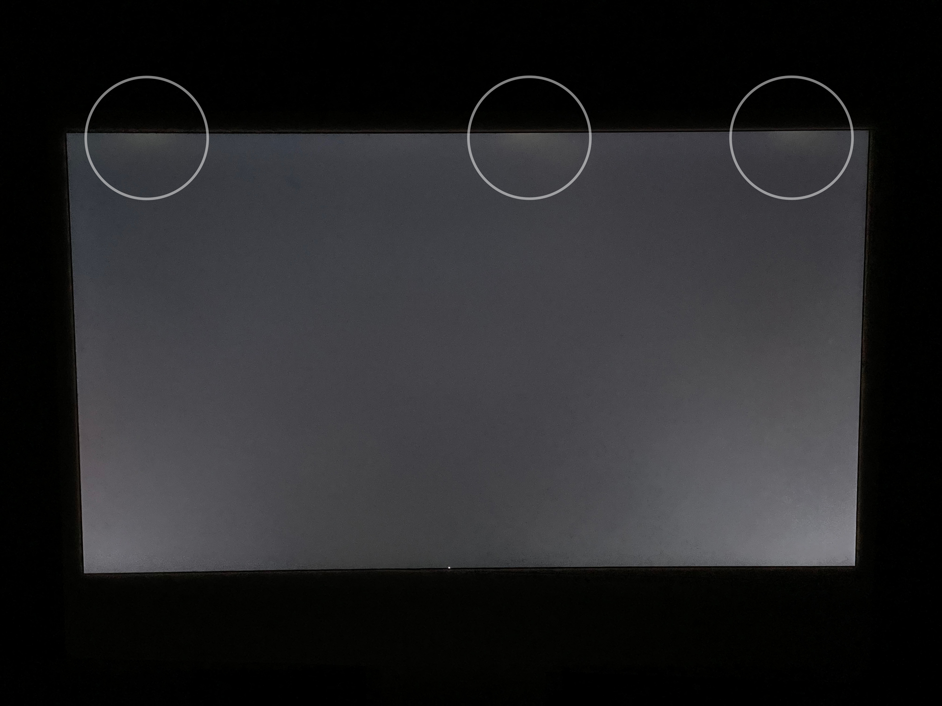 iMac 24” 2021 M1 backlight glow / bleedin… - Apple Community