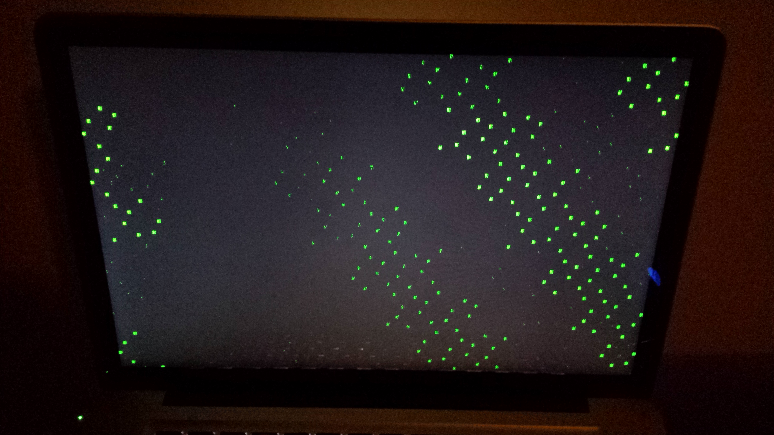 Large square "pixels" on Macbook pro scre… - Apple Community