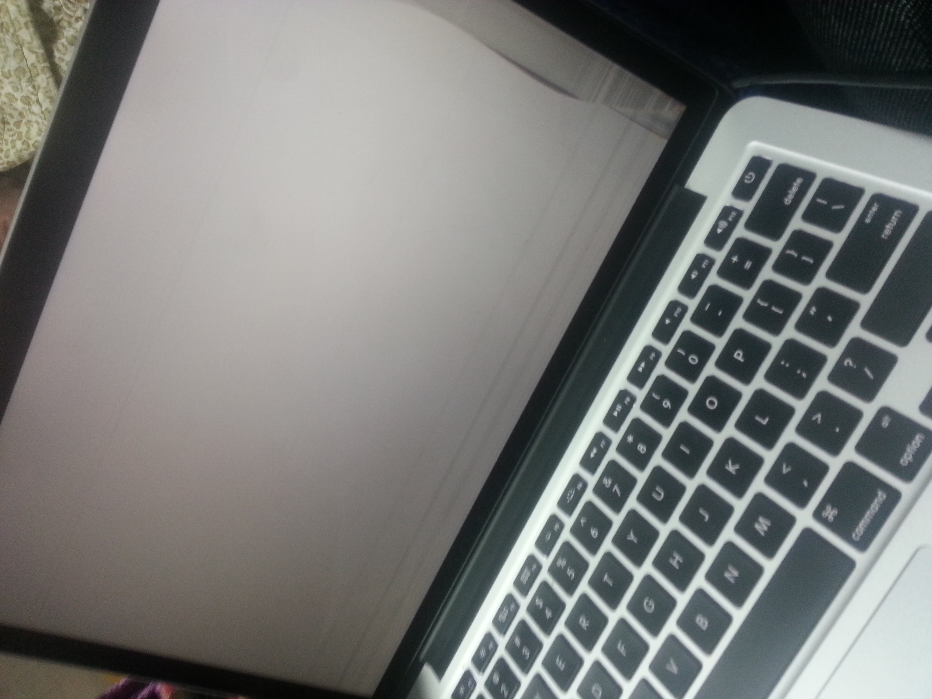 Macbook pro retina display broken screen? - Apple Community
