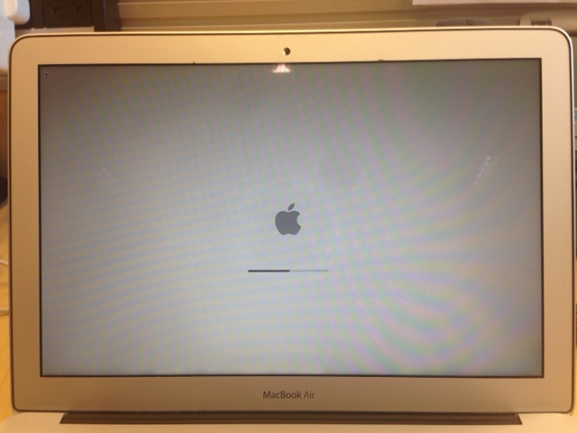 Grey screen on restart after Yosemite upg… - Apple Community