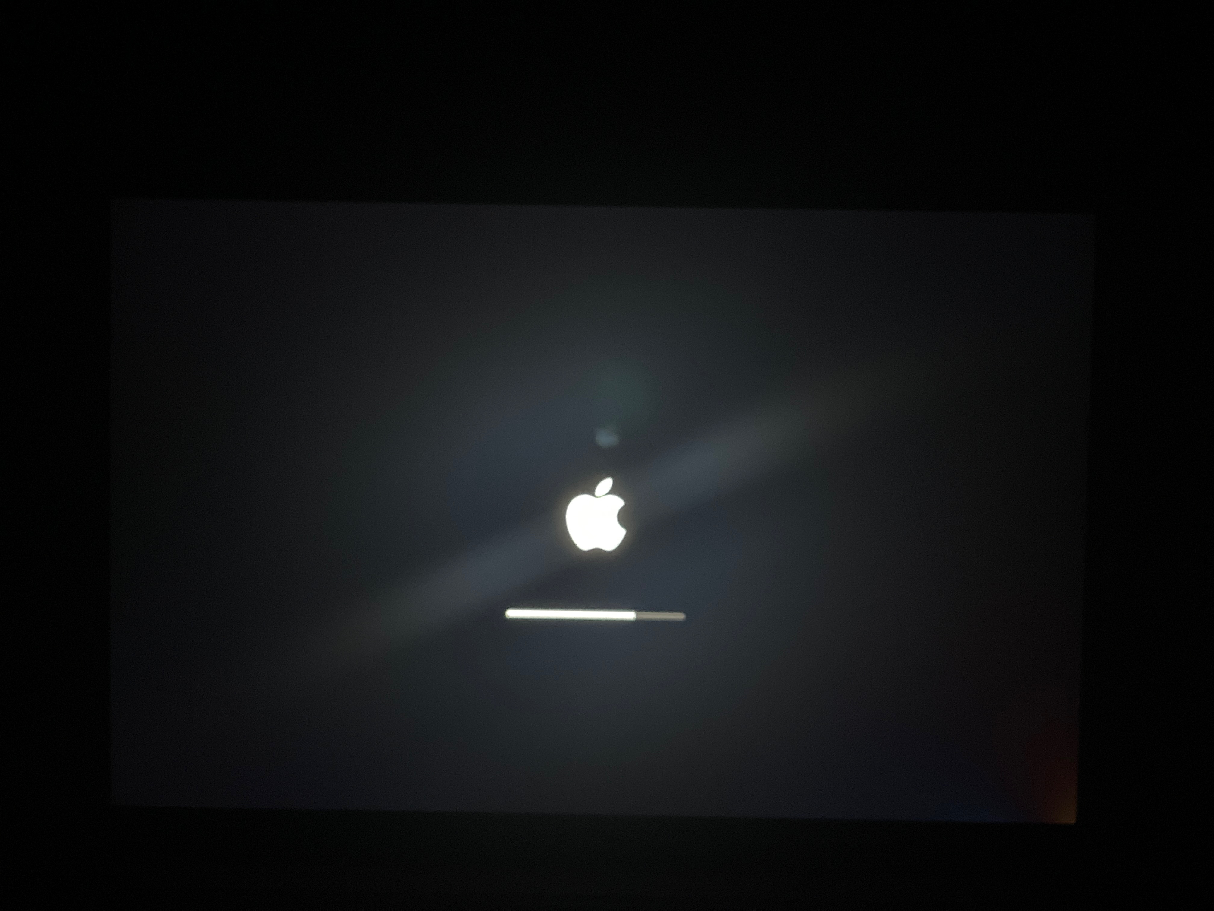 macbook pro stuck on apple loading screen… - Apple Community