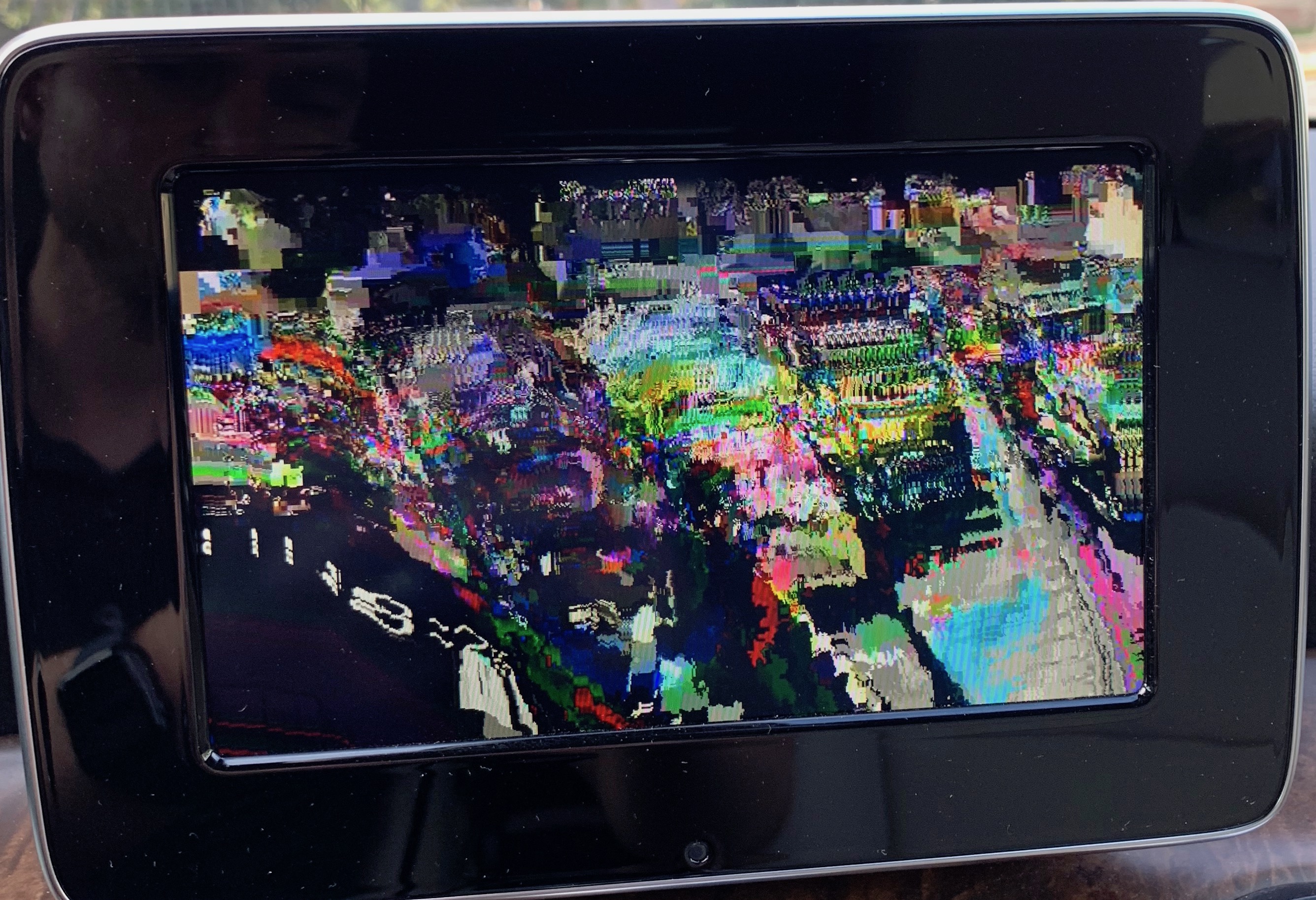 Car Play Scrambled screen in Mercedes GLC… - Apple Community