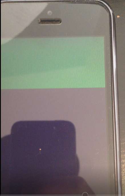 iPhone SE distorted screen shows when res… - Apple Community