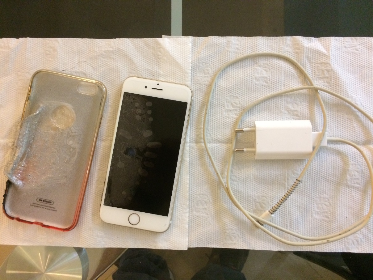 iphone 6 exploded while charging - Apple Community