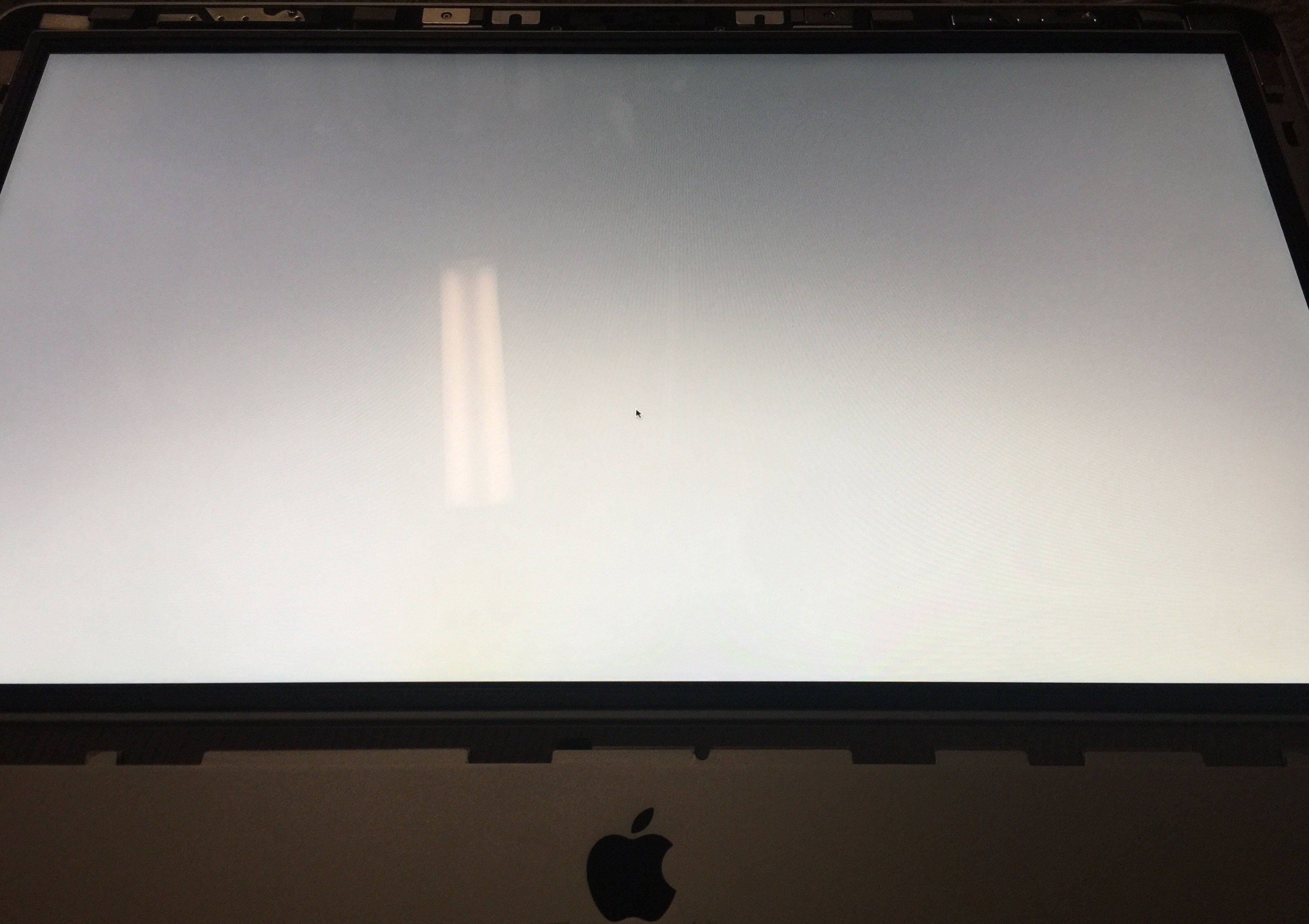 iMac won't boot from USB, white screen + … - Apple Community