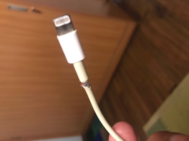Charging cable - Apple Community