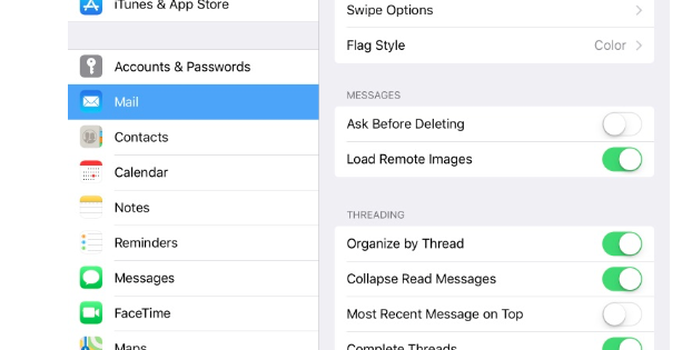 Mail app opens to bottom of list - Apple Community