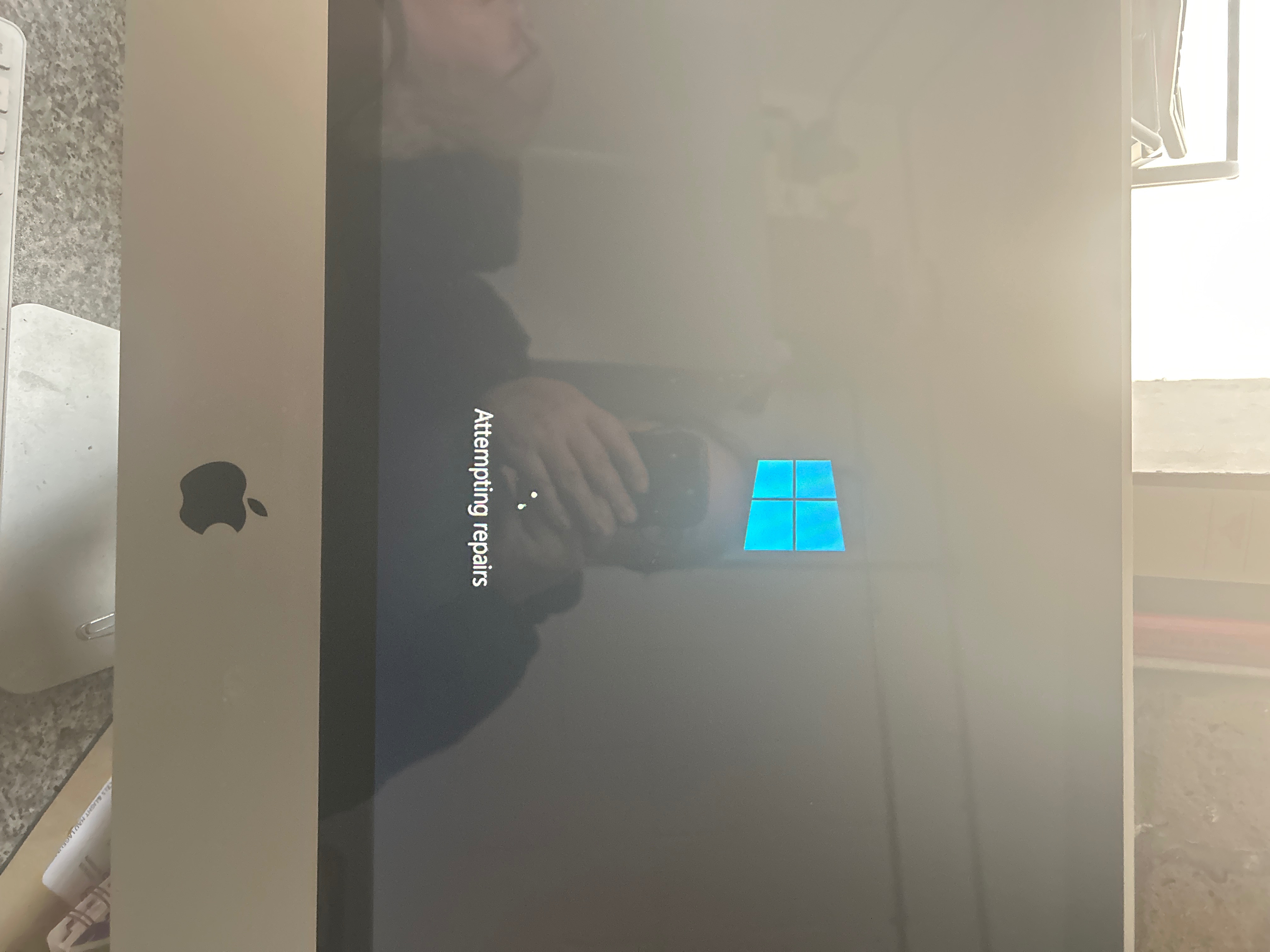 iMac stuck on Diagnosing your pc - Apple Community