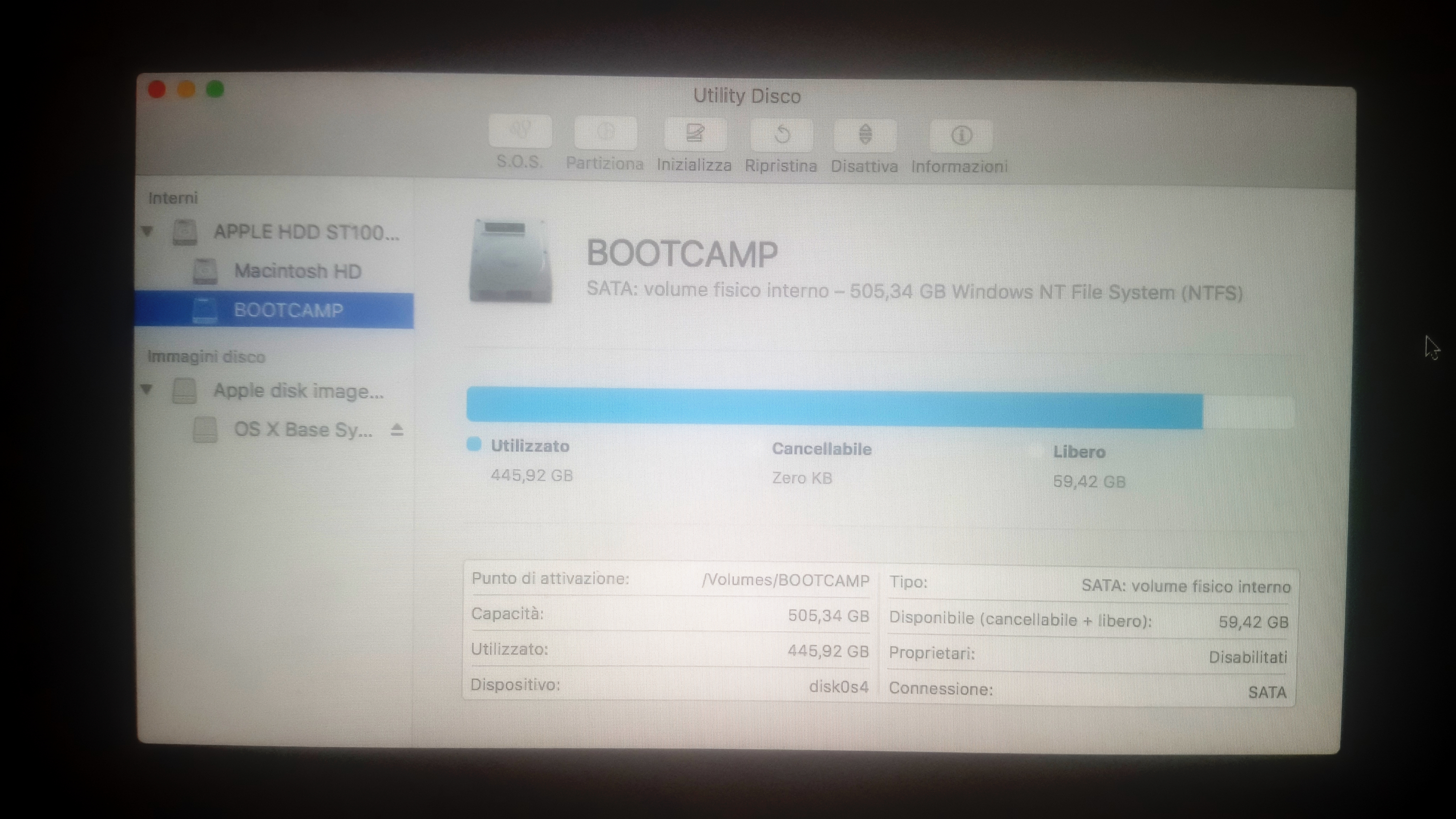 Stuck on loading screen - Apple Community