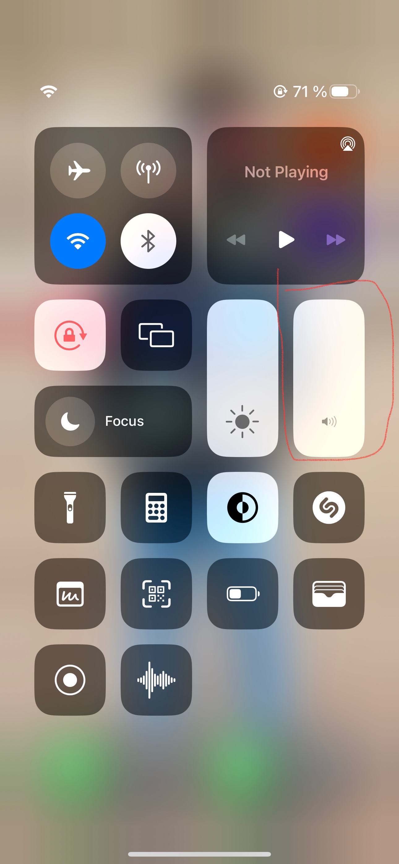Volume icon in Control Center - Apple Community