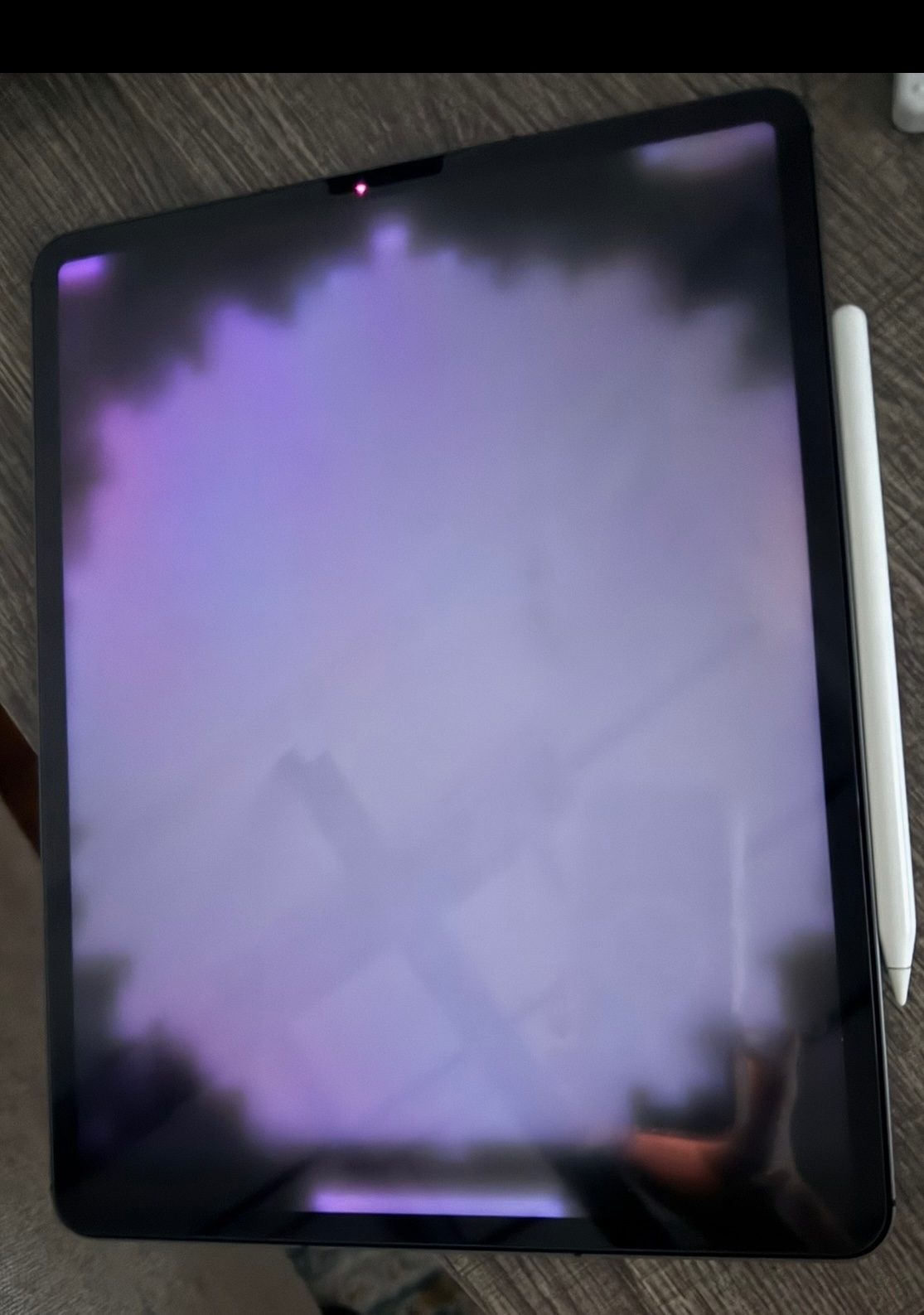 iPad screen is randomly blurring - Apple Community