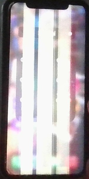 What is the cause of this iPhone screen d… - Apple Community