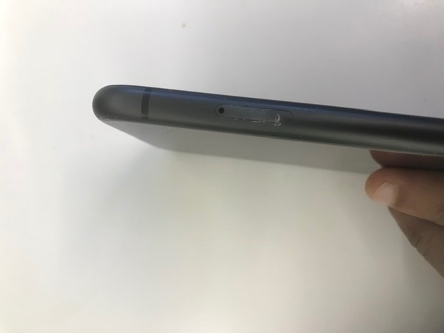 iPhone 11 Battery Leak From Extended Batt… - Apple Community