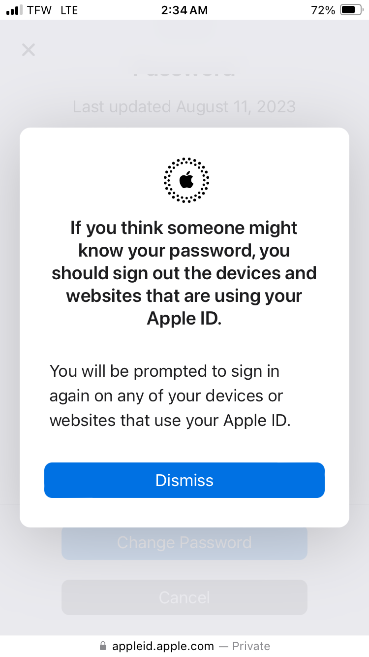 Says someone else is sighned in me knows … - Apple Community