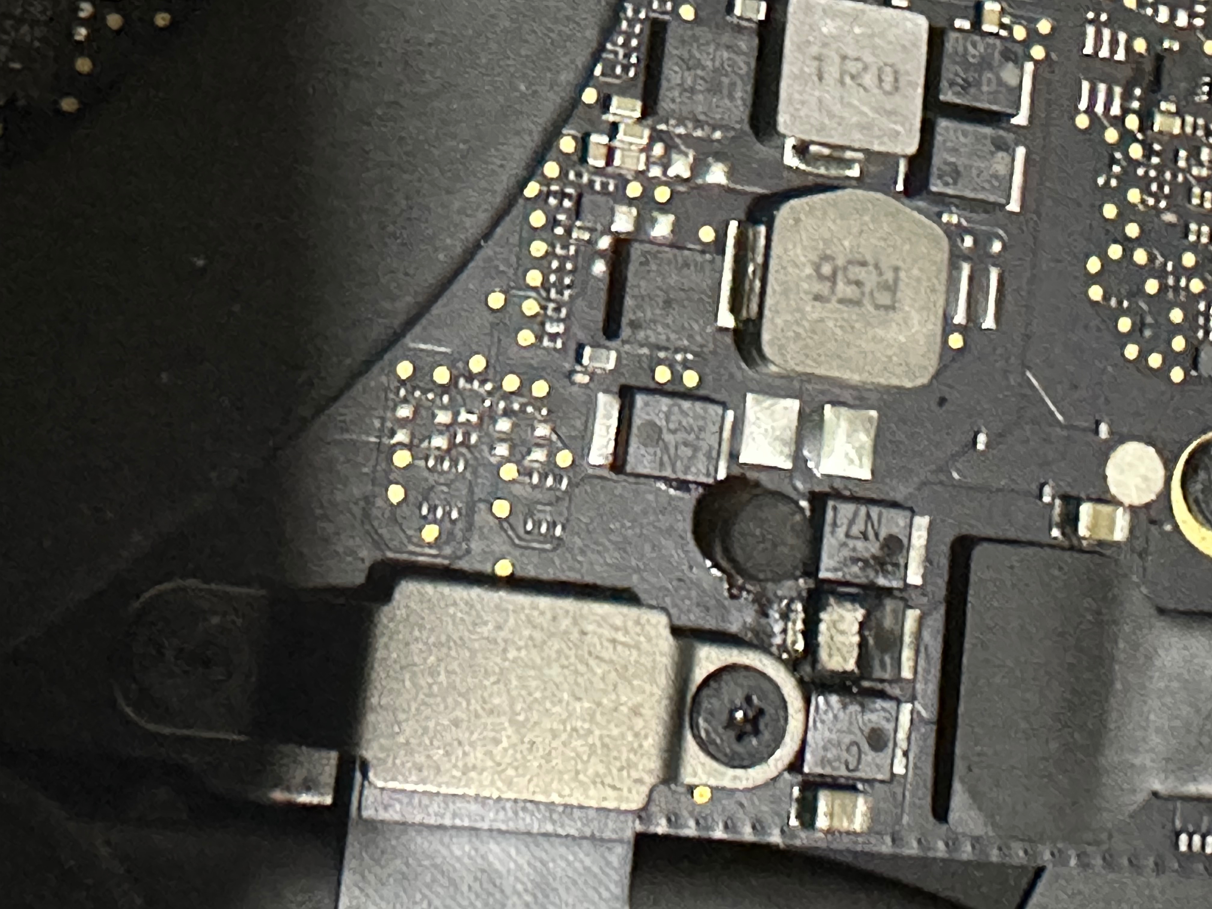 MacBook Pro 2016 Bad component! Please he… - Apple Community