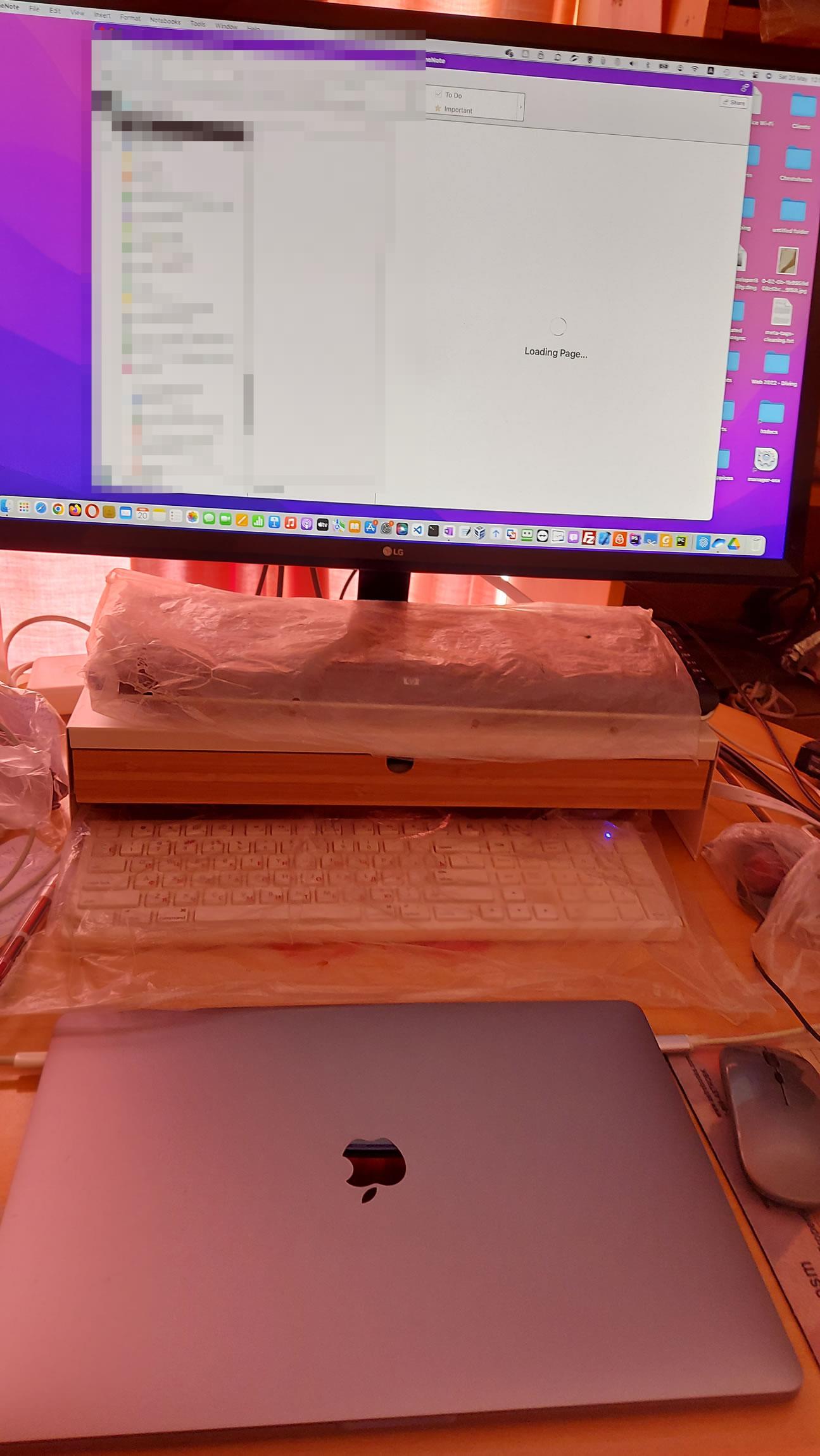 Problems with Retina after connecting to … - Apple Community