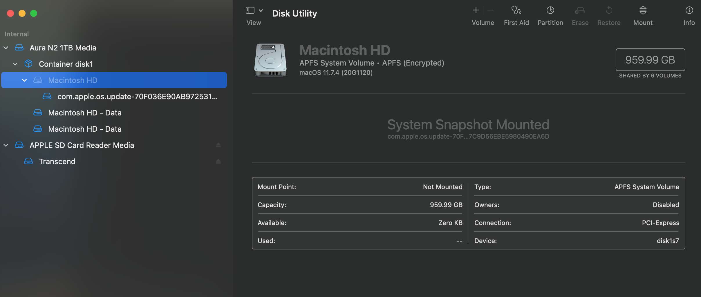 Mess of 3 Macintosh HD partitions and man… - Apple Community